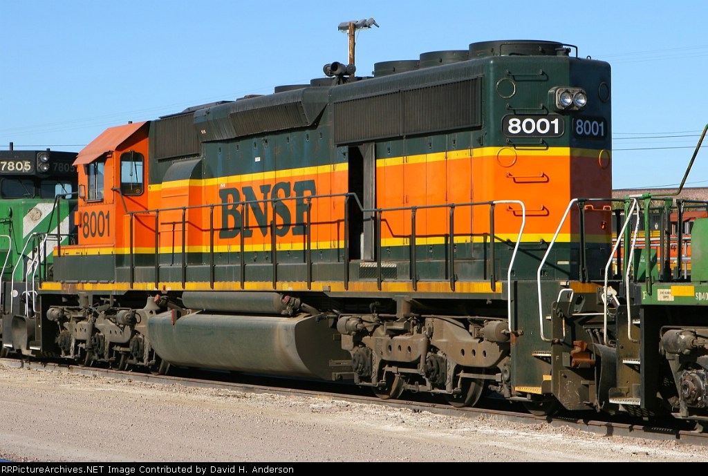 BNSF 8001